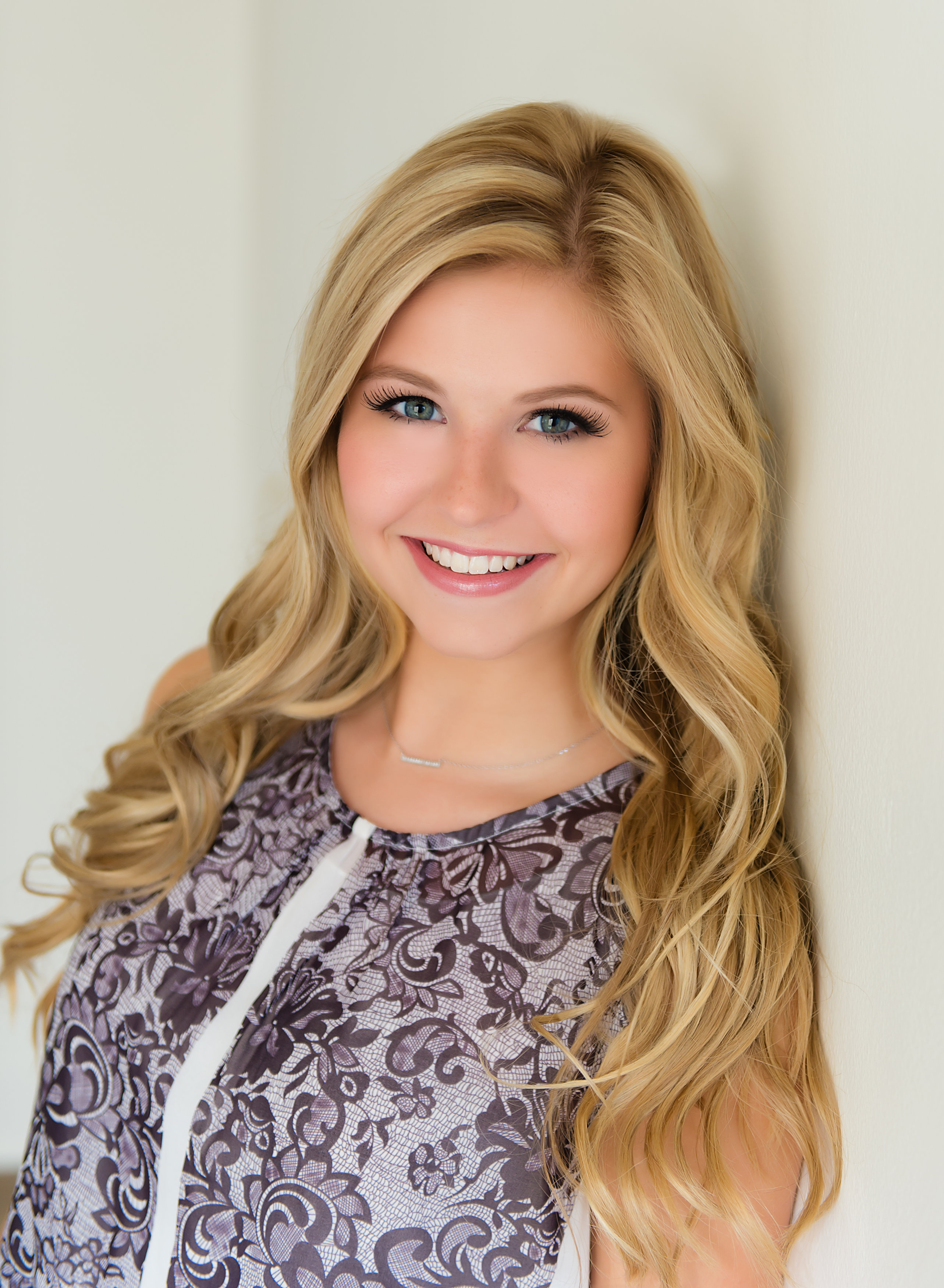 Lauren | Duluth Minnesota Grad Photo Makeup Artist « Derick Cich Makeup ...