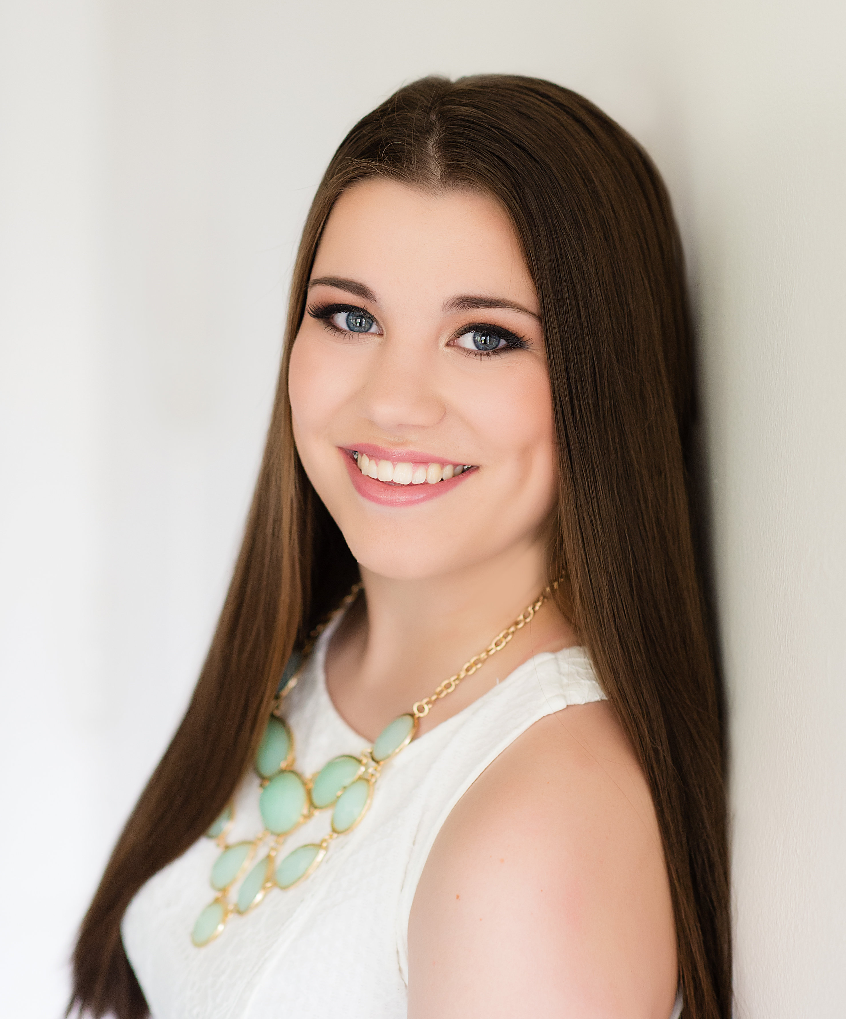 Hattie | Duluth Minnesota Grad Photo Makeup Artist « Derick Cich Makeup ...
